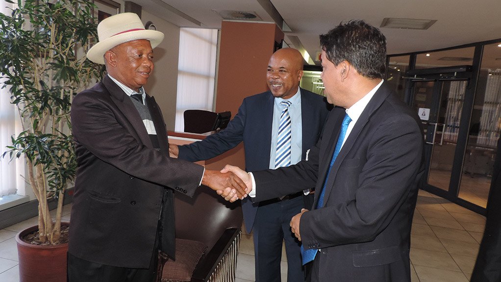 dti: Director-General October meets Griqua King