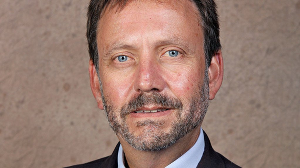 DA asks Appeal Court to deny SABC leave to appeal Motsoeneng ruling