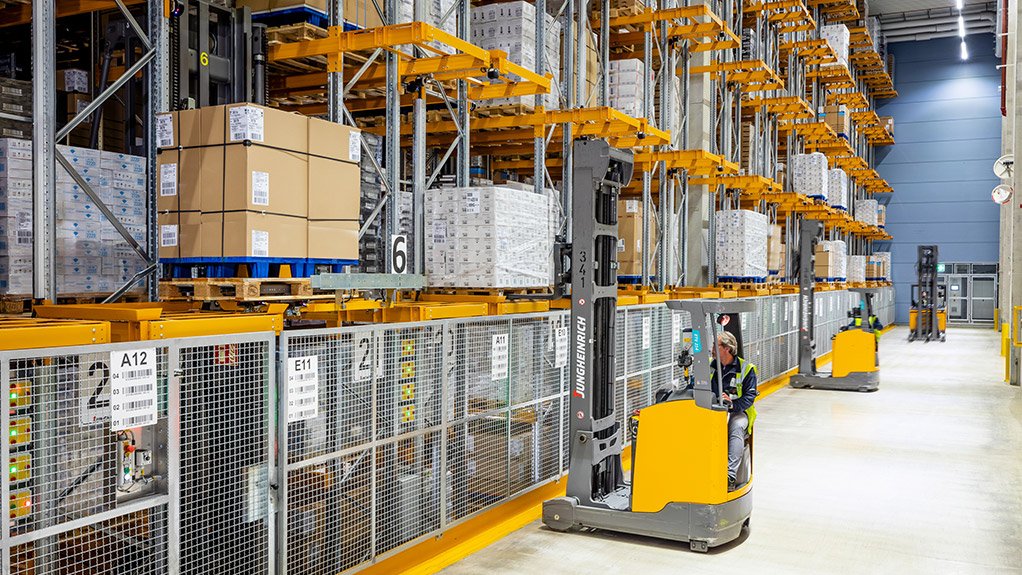 Automated warehouse with new contour control