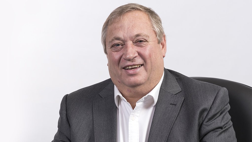 Prestigious Brigadier Stokes Memorial Award awarded to Sibanye’s Froneman