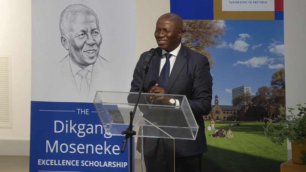 UP launches Dikgang Moseneke Excellence Bursary and announces honorary ...