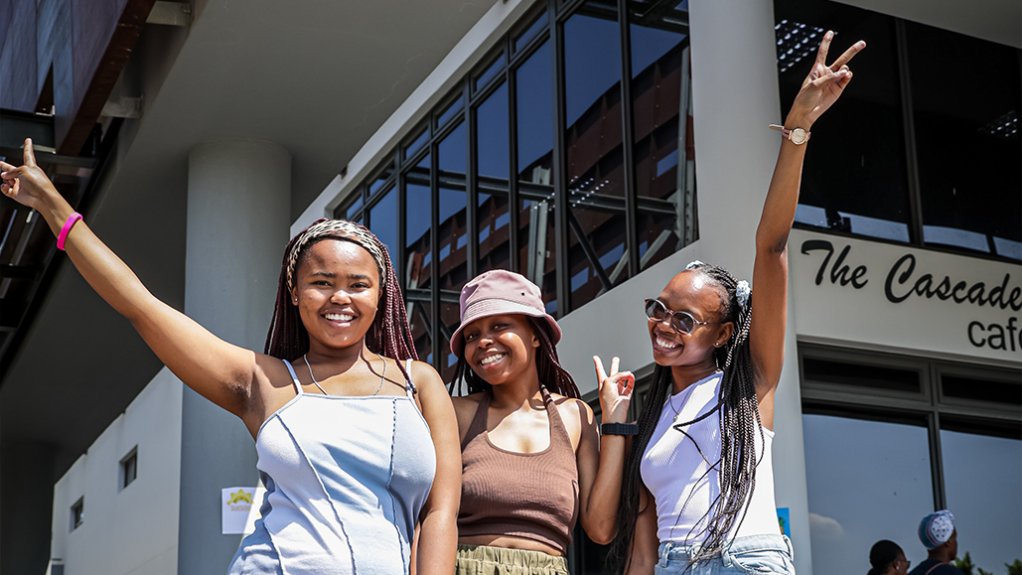 Transitioning from school to tertiary education