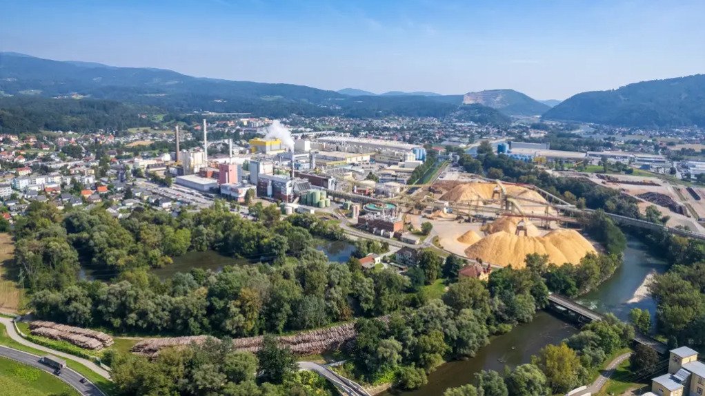 Sappi, UPM sign binding agreements to merge European graphic paper ...
